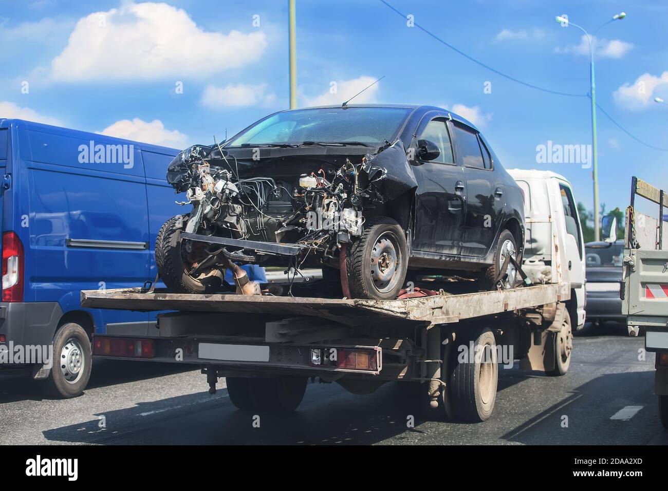 Auto wrecker hi-res stock photography and images - Alamy