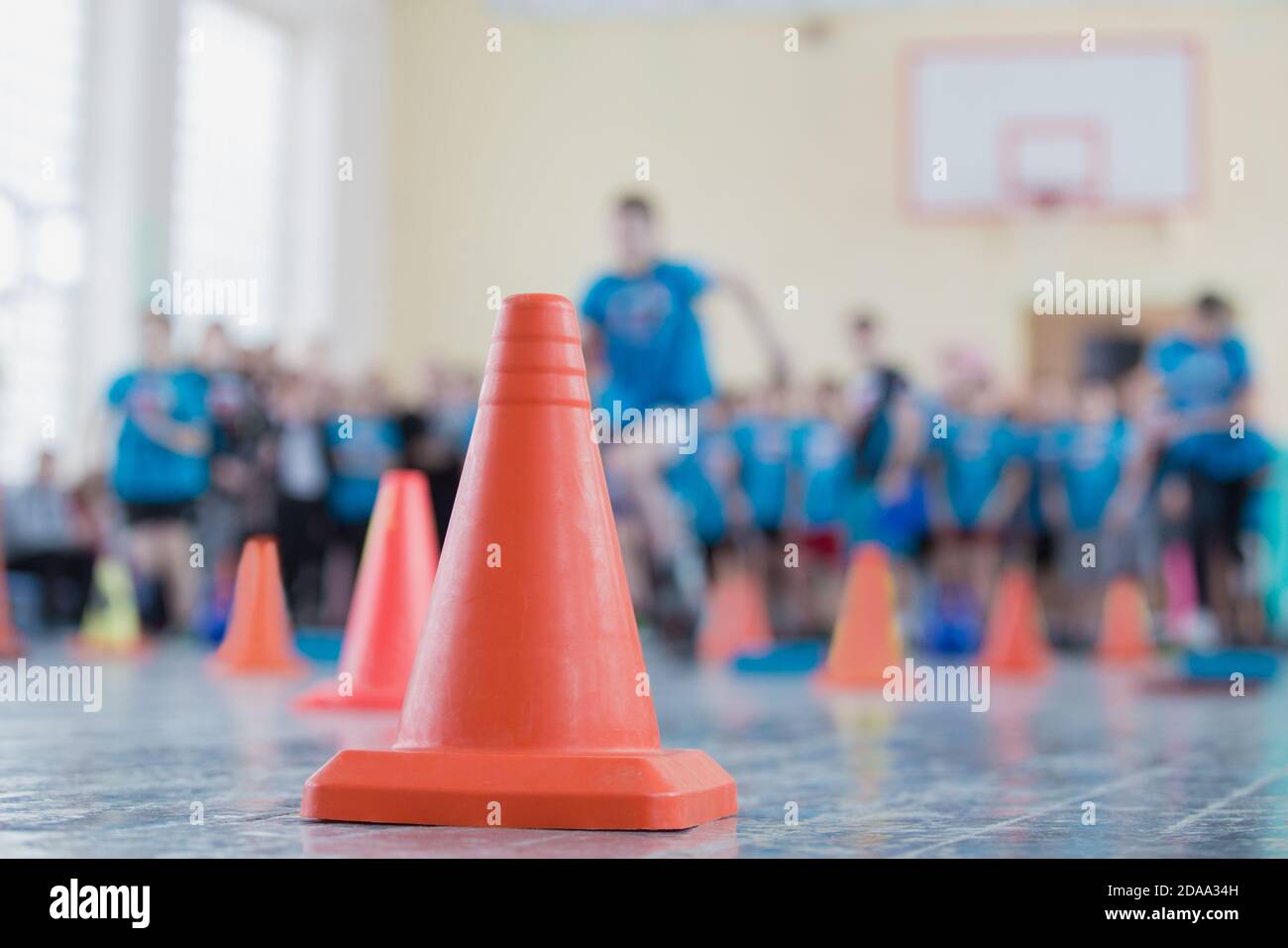 High school hall crowd hi-res stock photography and images - Alamy