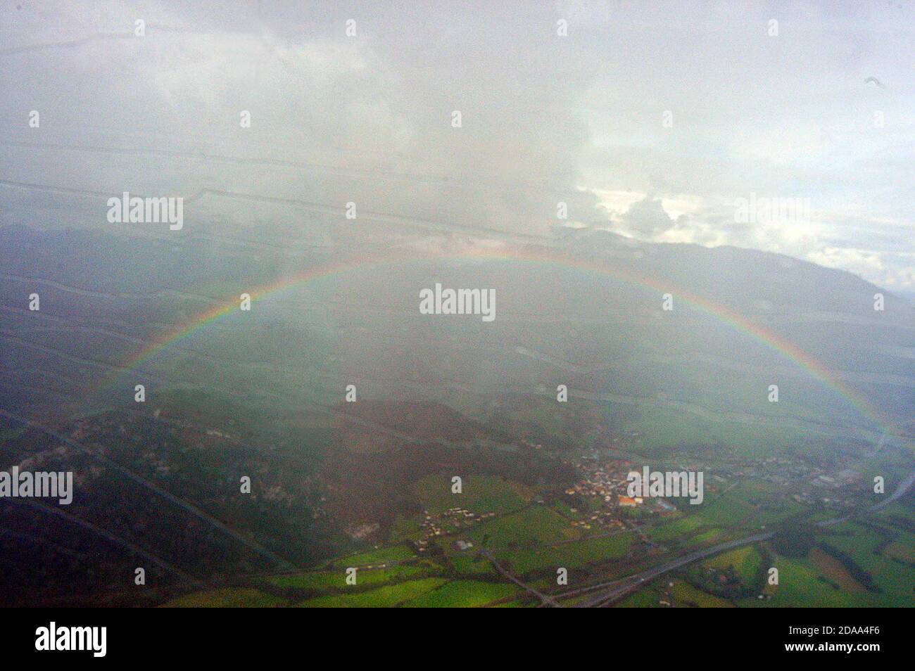 Kaleidoscope of rainbows hi-res stock photography and images - Alamy