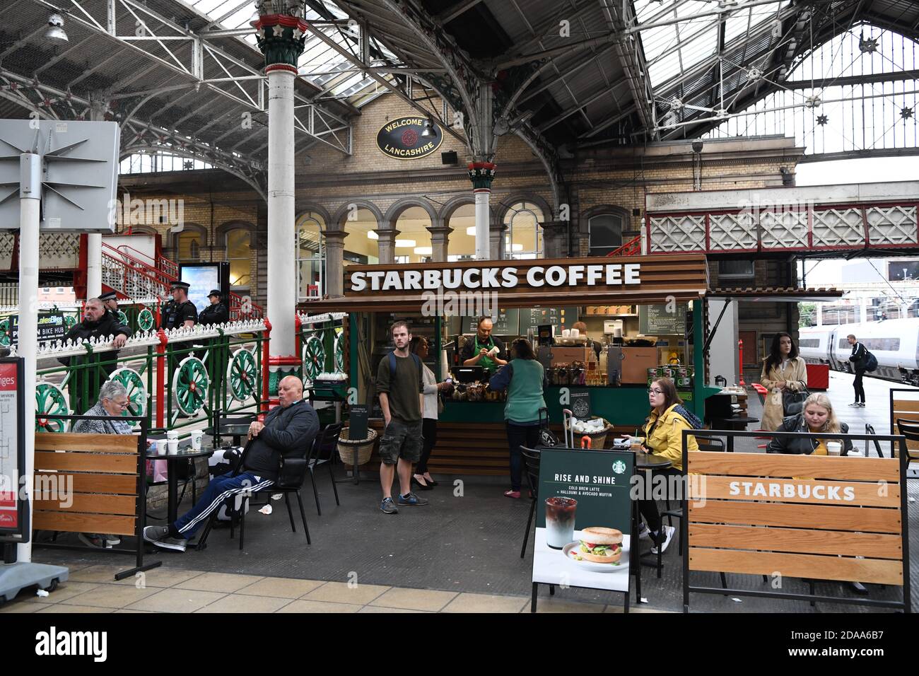 Starbucks Coffee kiosk on the station concourse at Preston Railway ...
