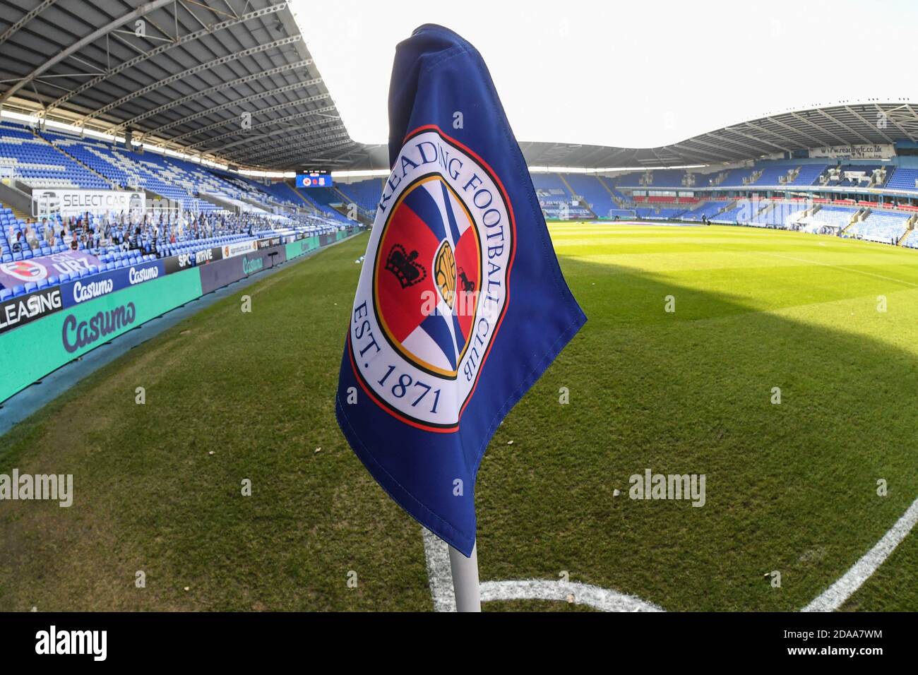 Corner flag at the Medesjski ahead of EFL Championship game Reading vs ...