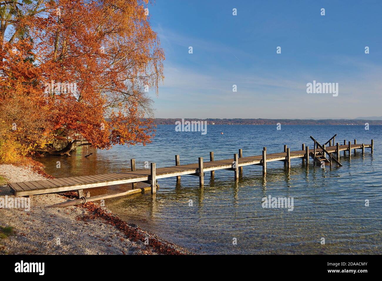 Starnberg District, Deutschland. 10th Nov, 2020. LK Starnberg, Germany ...