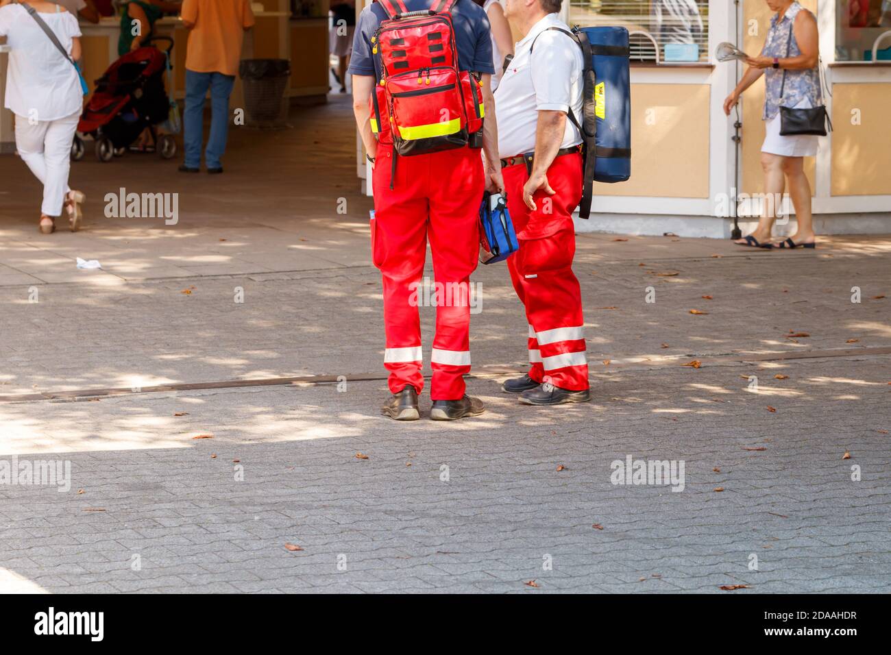 Rescuer rescue operation hi-res stock photography and images - Alamy