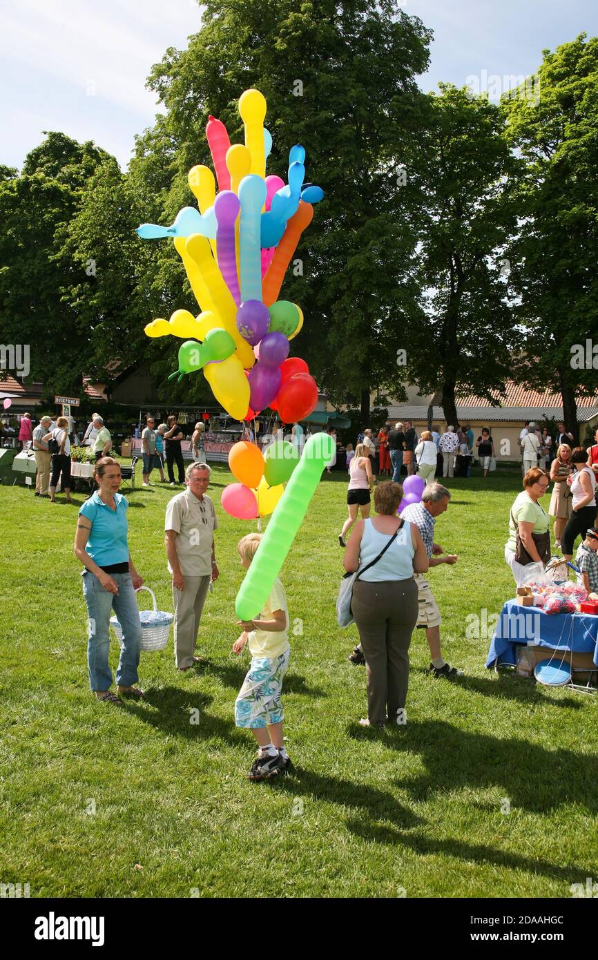 Ballon sale hi-res stock photography and images - Alamy