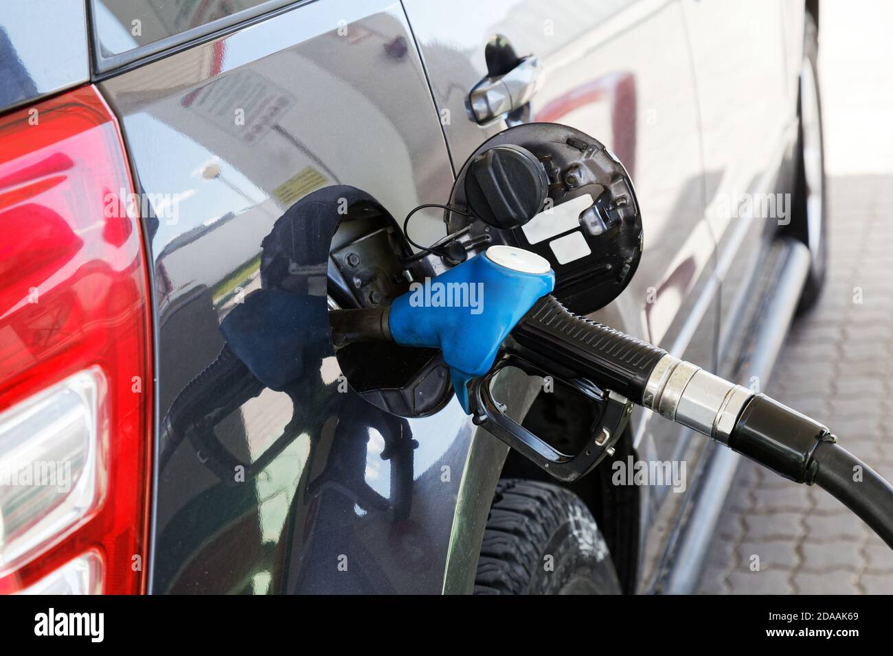 Car gas tank hi-res stock photography and images - Alamy