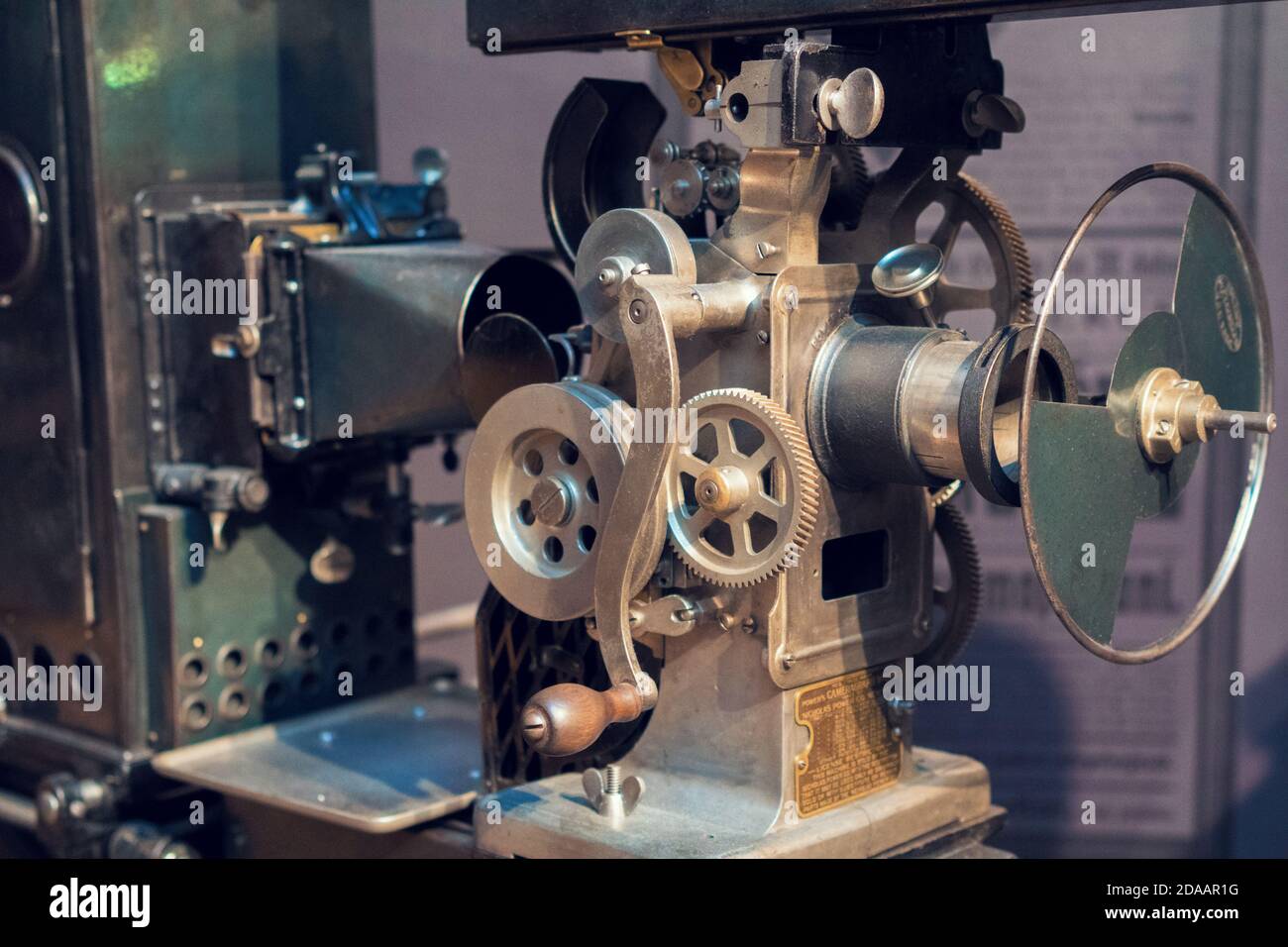 Mechanical clock movements hi-res stock photography and images - Alamy