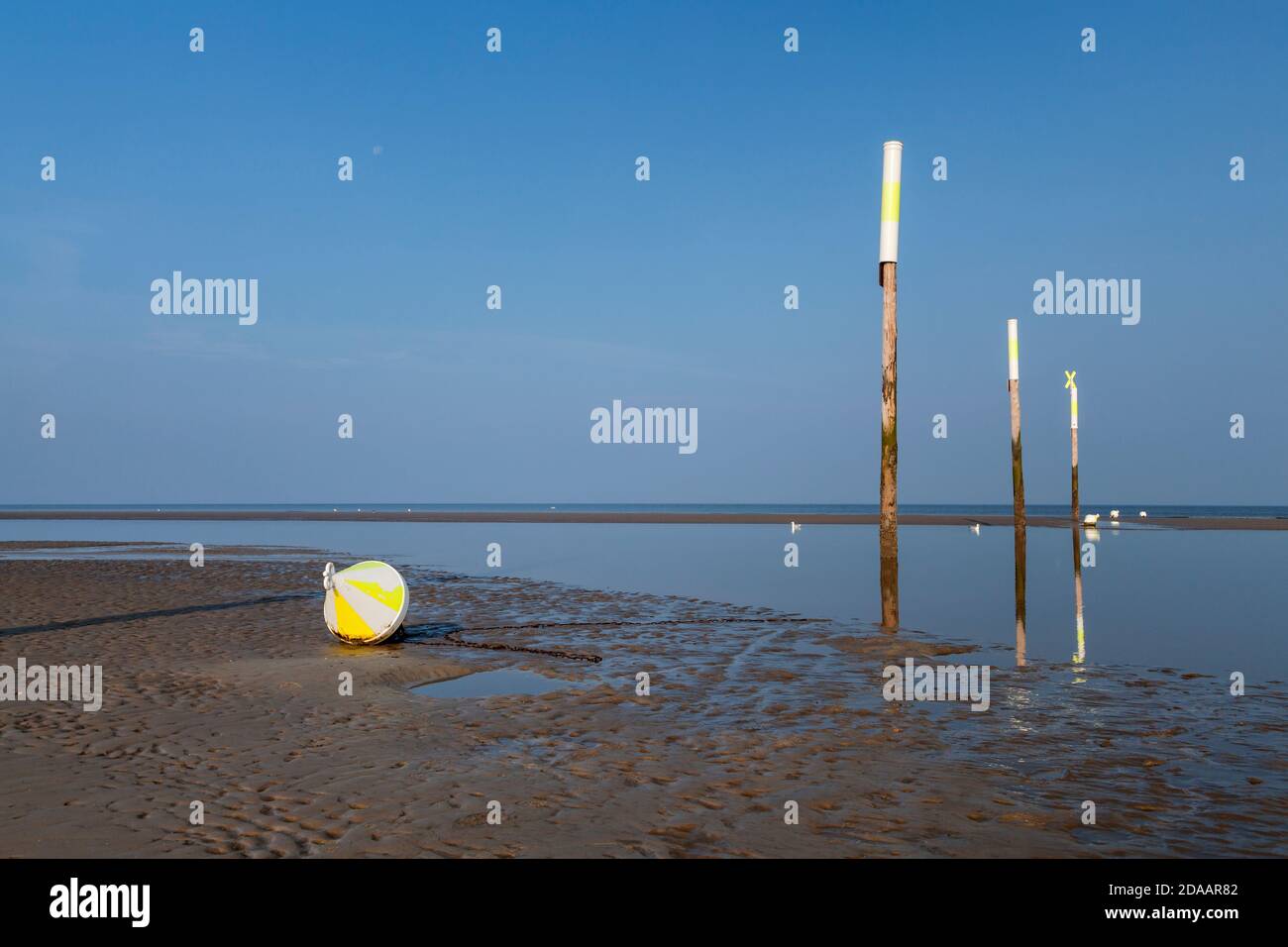 Peter strand hi-res stock photography and images - Alamy