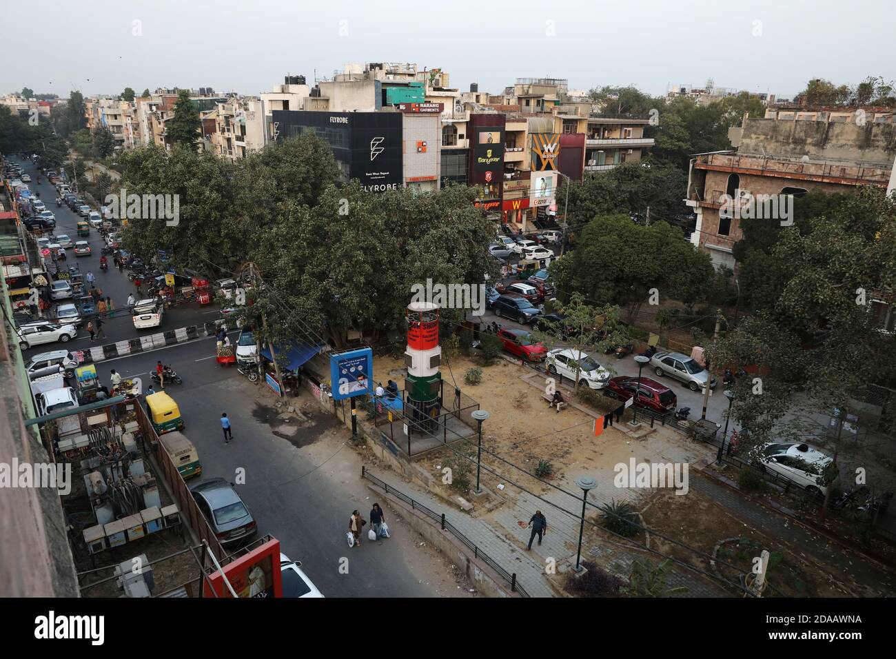 20 feet tall hi-res stock photography and images - Alamy