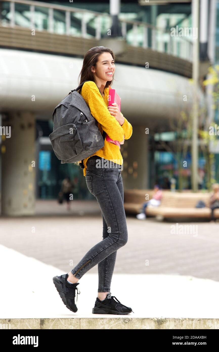 Walking to class hi-res stock photography and images - Alamy