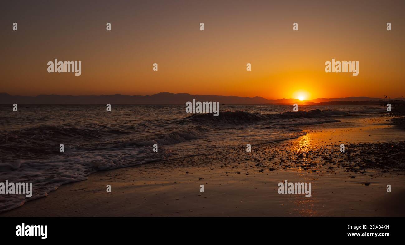 Beautiful blazing sunset sea landscape. Amazing summer sunset view on ...