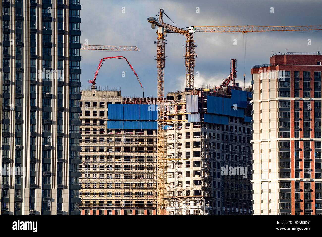 Russia, Moscow. New apartment buildings under construction Stock Photo ...