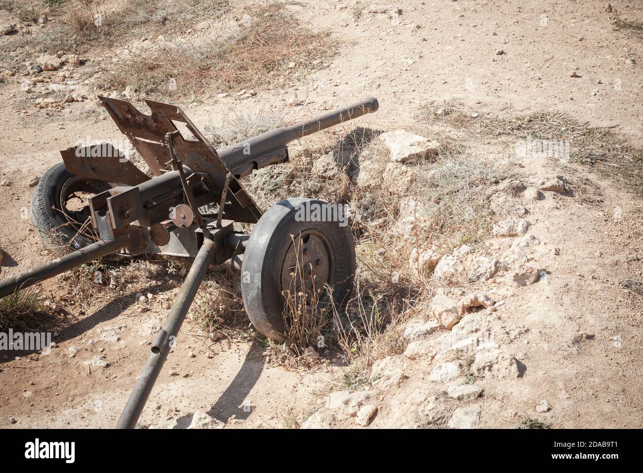 Soviet artillery from the ww2 hi-res stock photography and images - Alamy