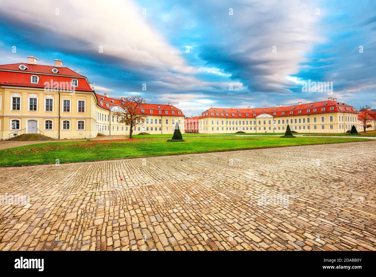 Stunning autumn view on the Hunting Castle Hubertusburg (Exhibition ...