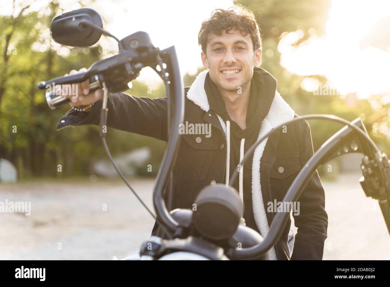 Motorcycle facing camera hi-res stock photography and images - Alamy