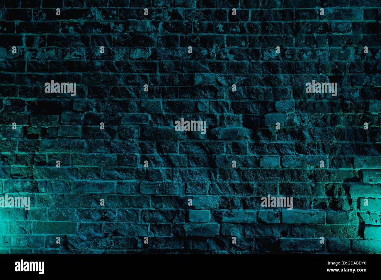 Solid brick wall hi-res stock photography and images - Alamy