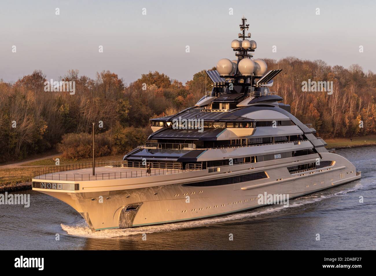 Kiel Shipyard High Resolution Stock Photography and Images - Alamy