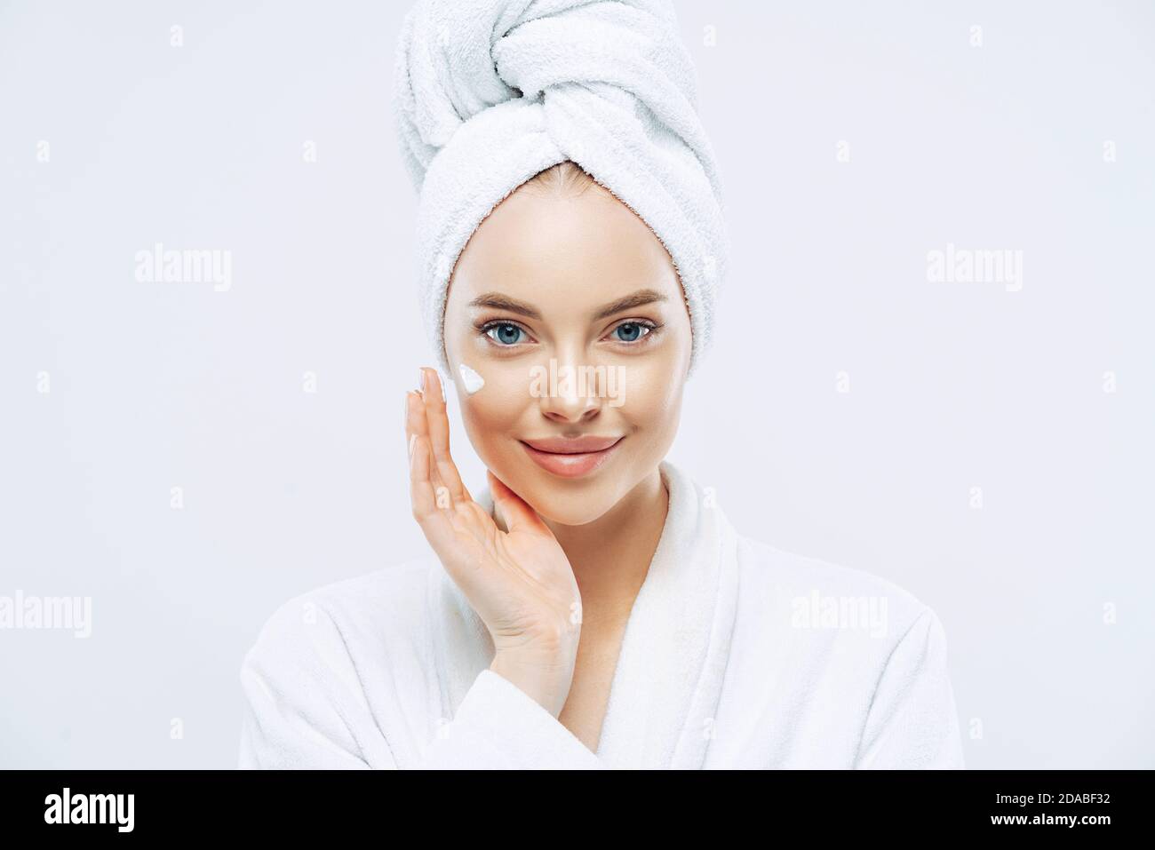 Skin aging hi-res stock photography and images - Alamy