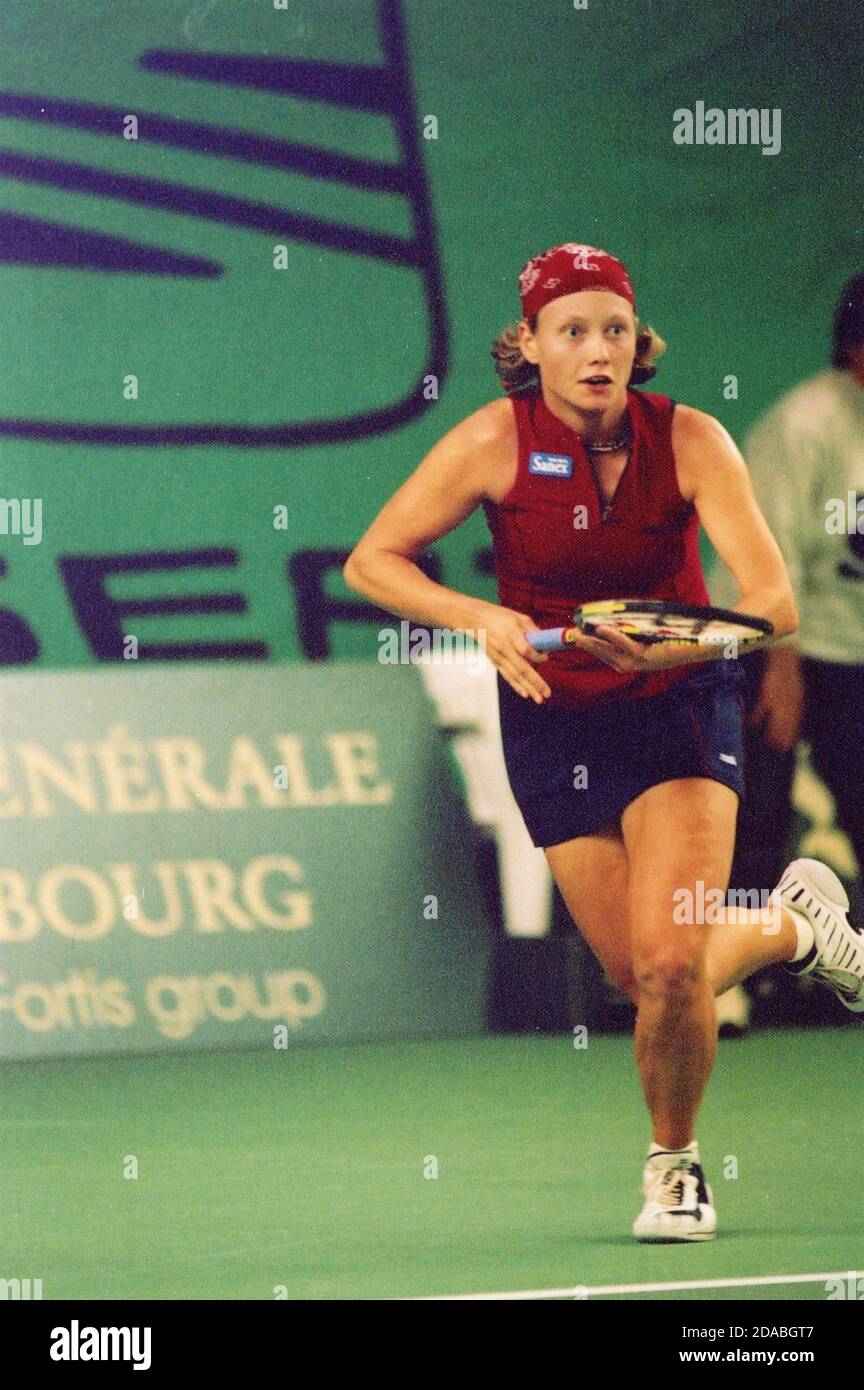 Slovenian tennis player Tina Pisnik, Luxembourg 2001 Stock Photo - Alamy