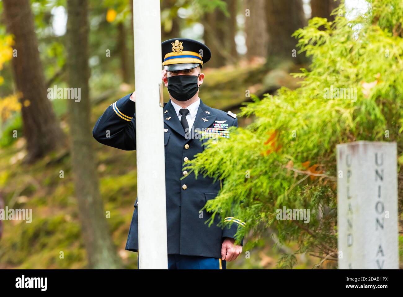 Chief warrant officer 2 hi-res stock photography and images - Alamy