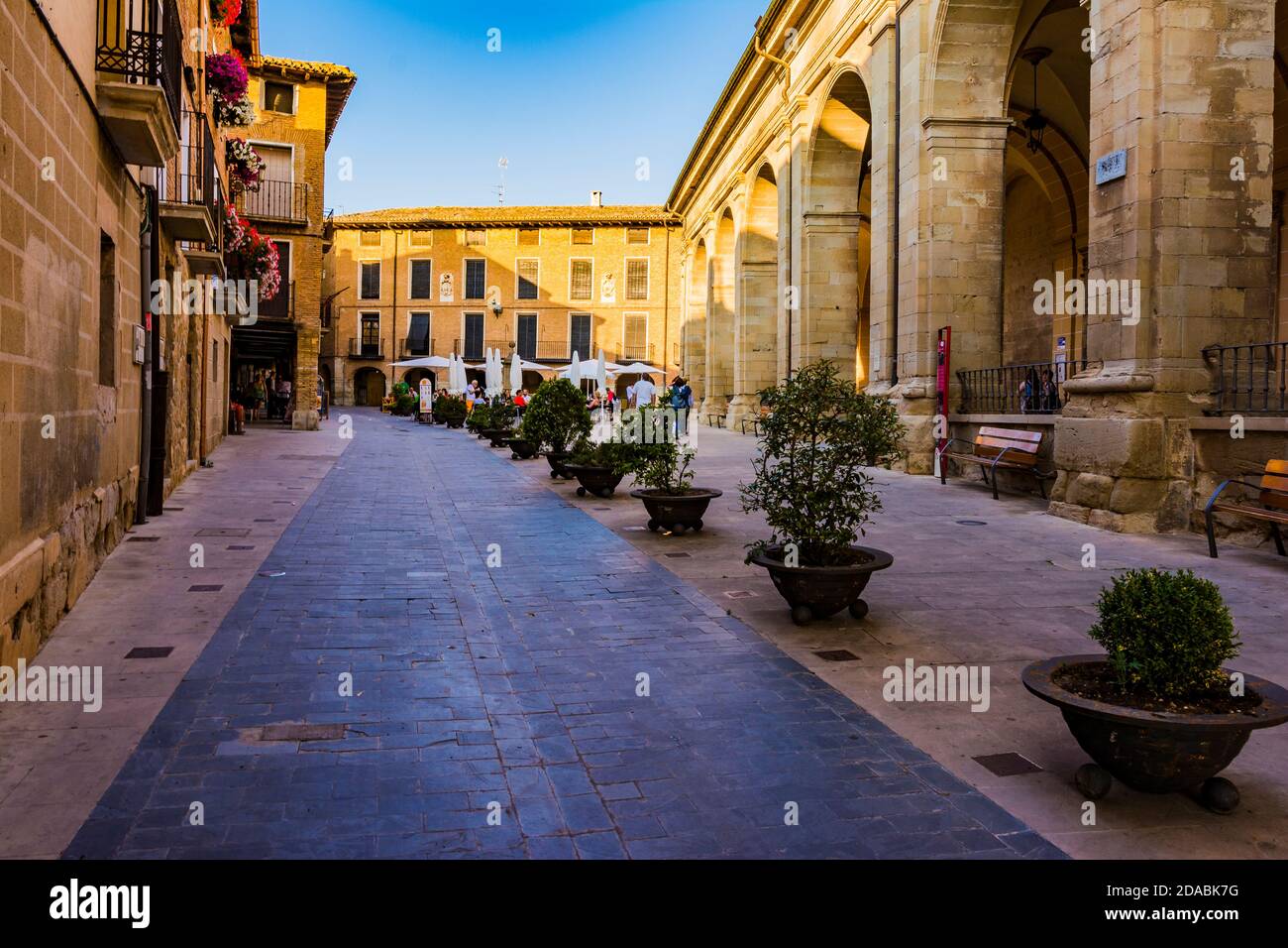 Santa Maria square. Los Arcos, Navarre, Spain, Europe Stock Photo - Alamy