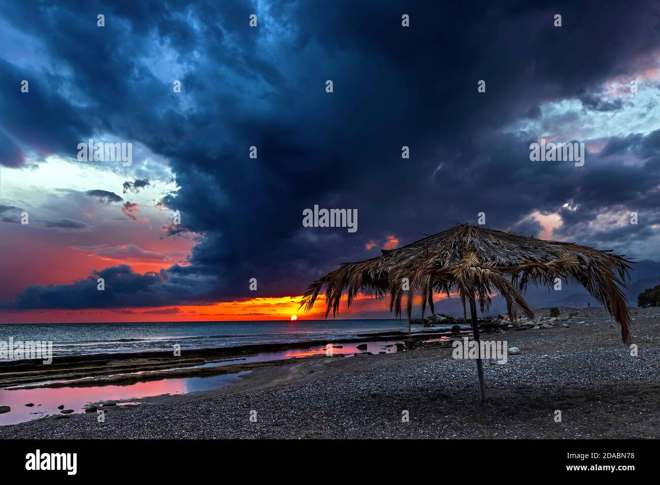 Cretan Beaches High Resolution Stock Photography and Images - Alamy