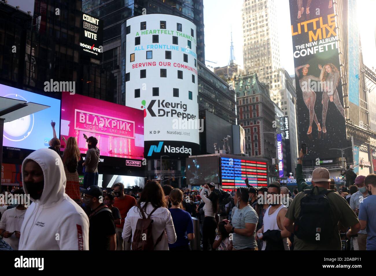 Donald trump billboard times square hi-res stock photography and images ...