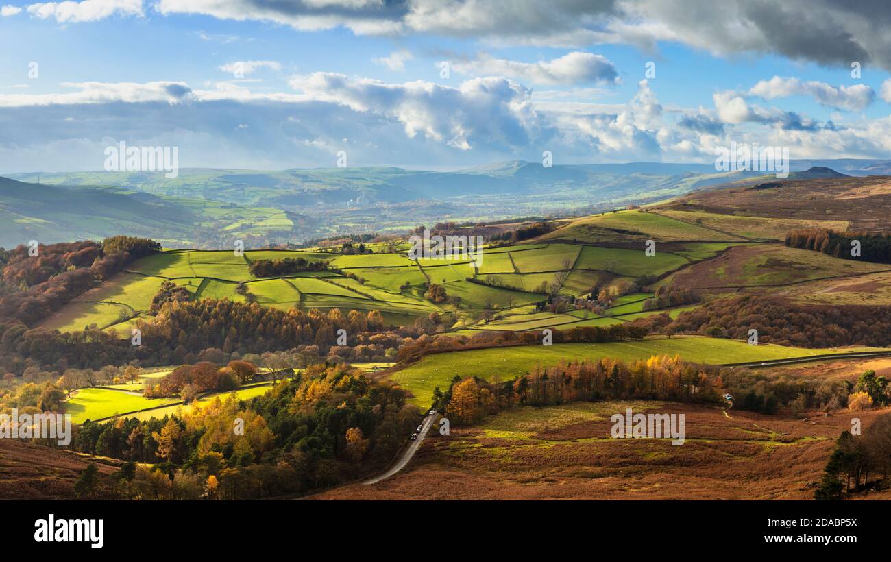 Hope Valley and Bamford Moor from Stanage Edge near Hathersage ...