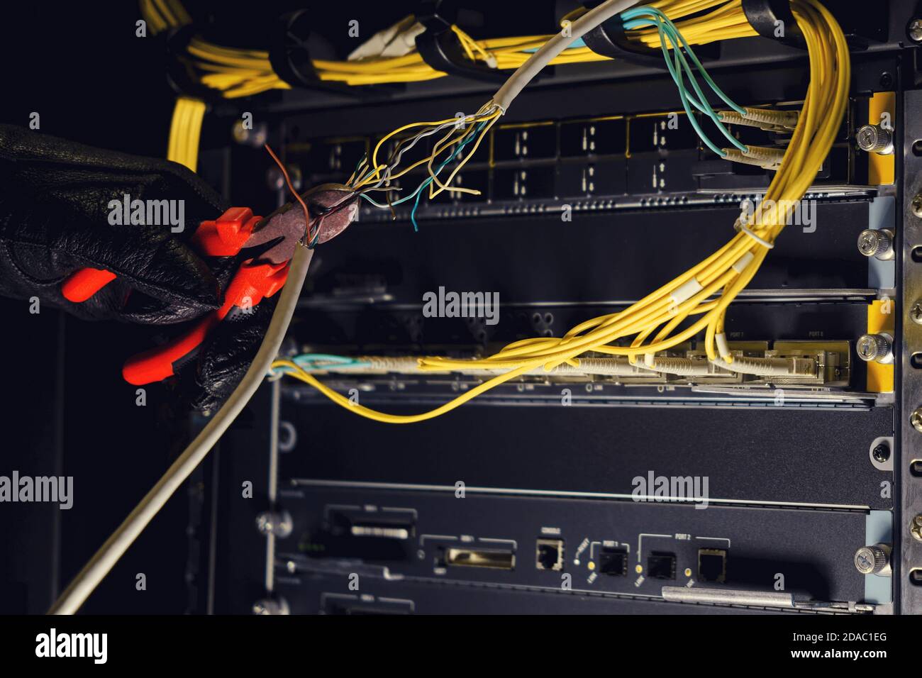 Internet fibre cable damage hi-res stock photography and images - Alamy