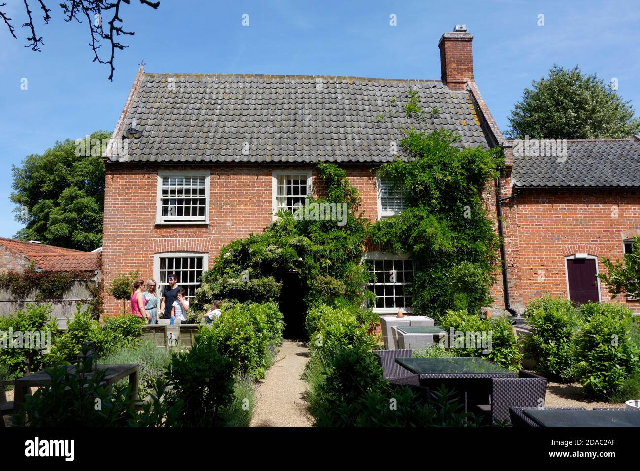 The fritton arms hi-res stock photography and images - Alamy