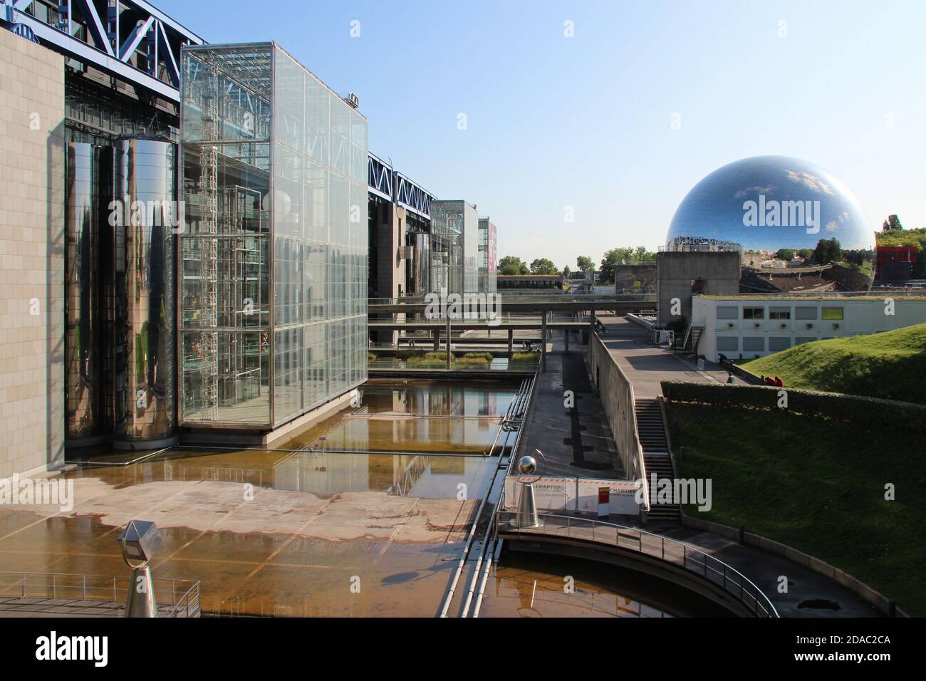 Geode museum hi-res stock photography and images - Alamy