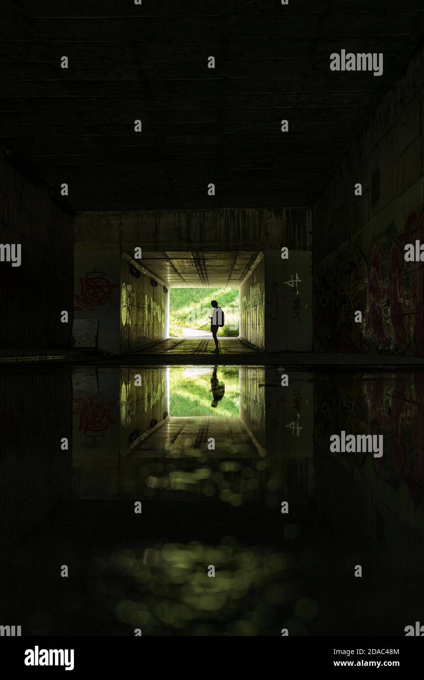 Spooky woman reflection water hi-res stock photography and images - Alamy