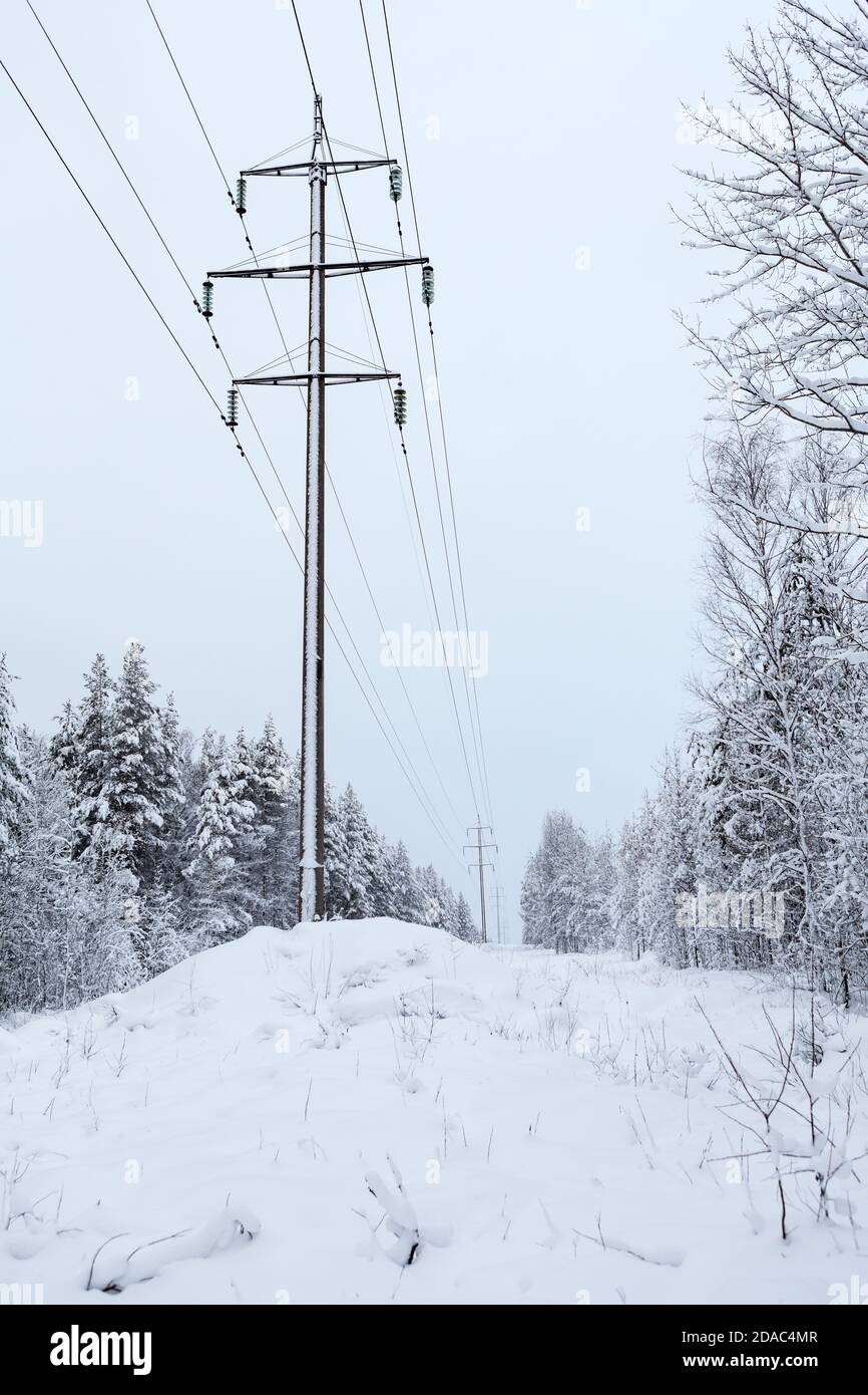 High voltage wires in snow hi-res stock photography and images - Alamy