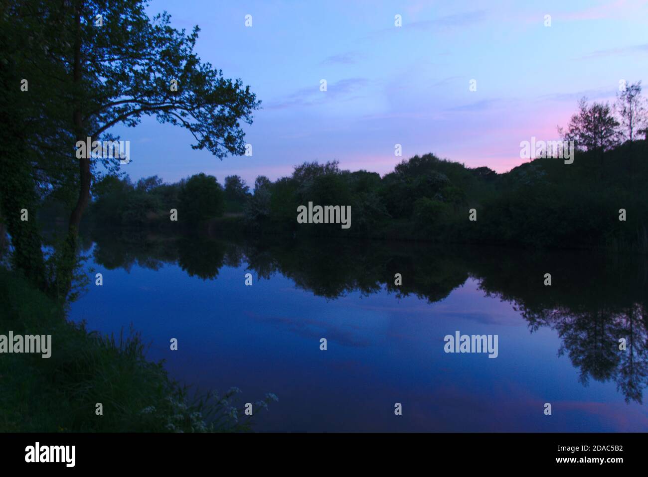Canals in cheshire hi-res stock photography and images - Alamy