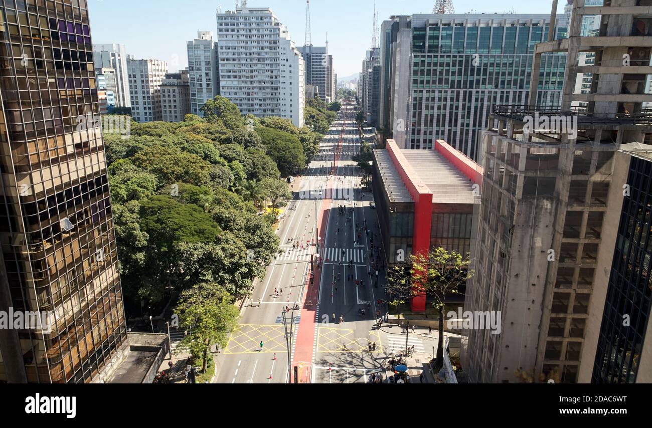 Paulista avenue day traffic in hi-res stock photography and images - Alamy
