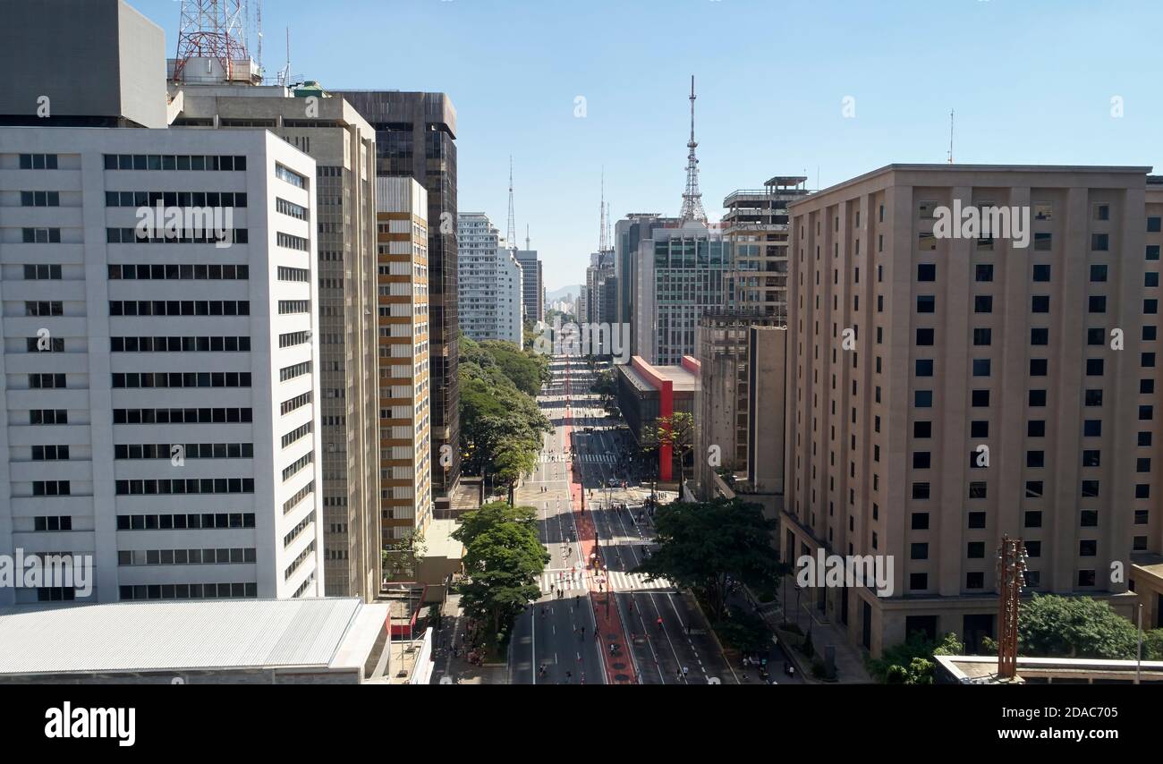 Aerial view avenida paulista avenue hi-res stock photography and images ...