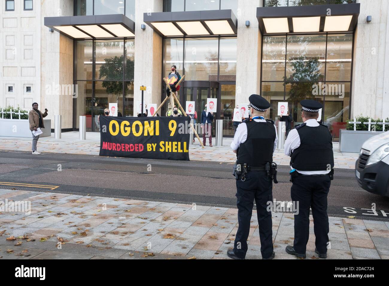 Ogoni 1995 hi-res stock photography and images - Alamy