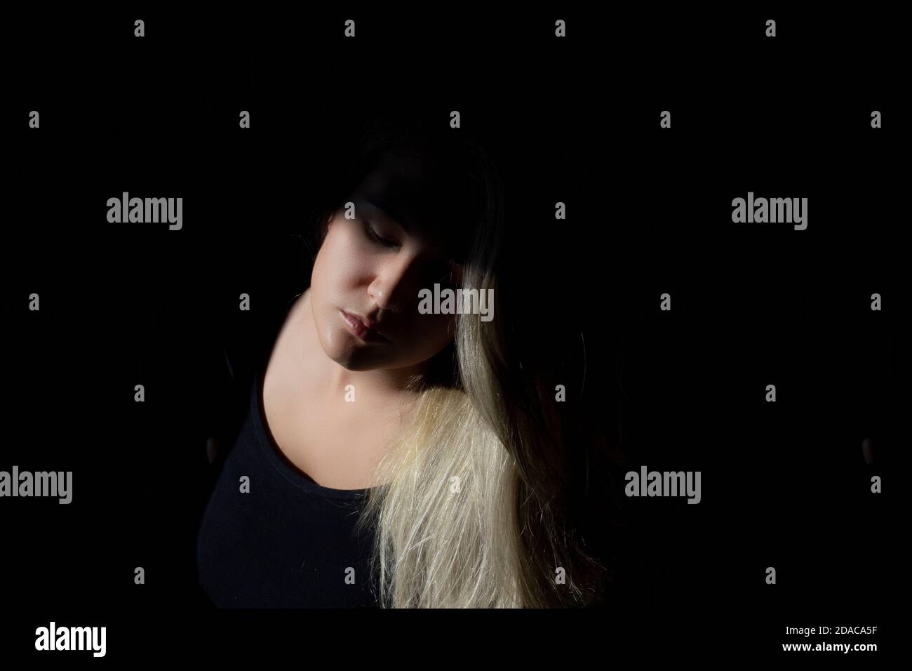 Black woman profile shadow hi-res stock photography and images - Alamy