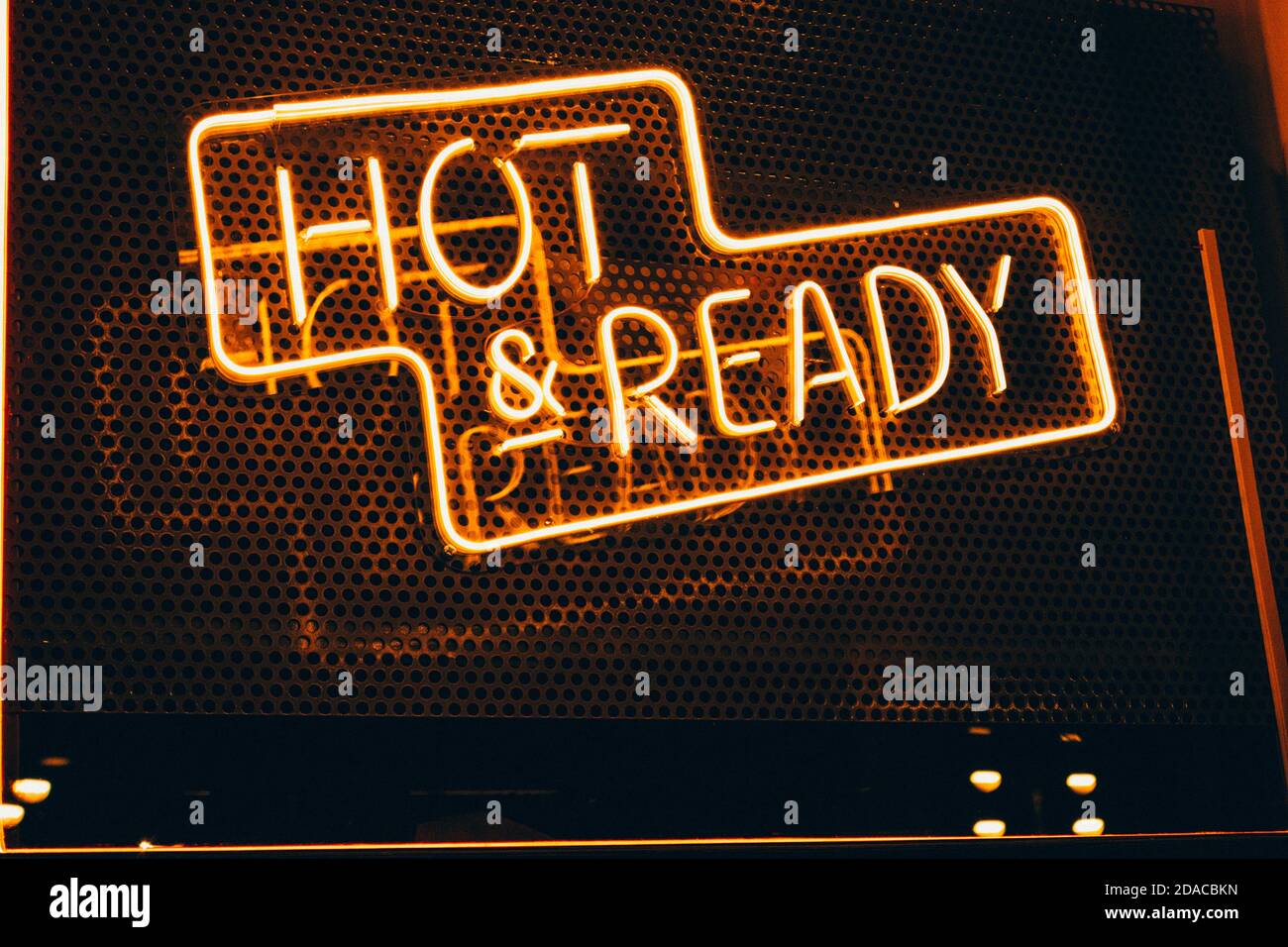 Ready meals sign hi-res stock photography and images - Alamy