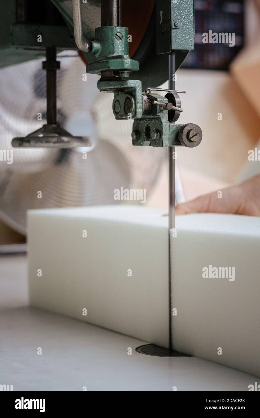 Foam cutter hi-res stock photography and images - Alamy