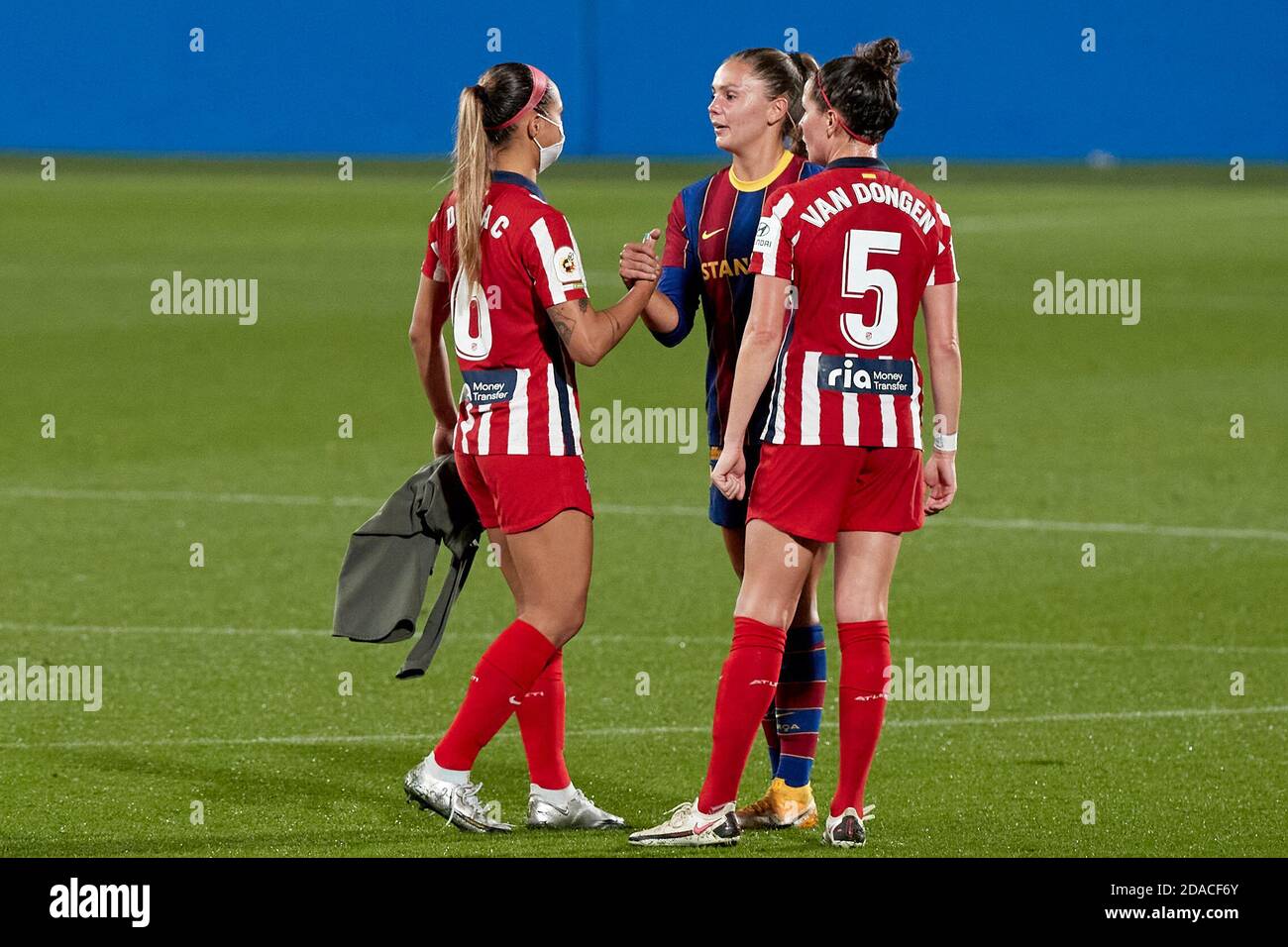 Barcelona, Spain. 11th Nov, 2020. Deyna Castellanos and Merel Van ...