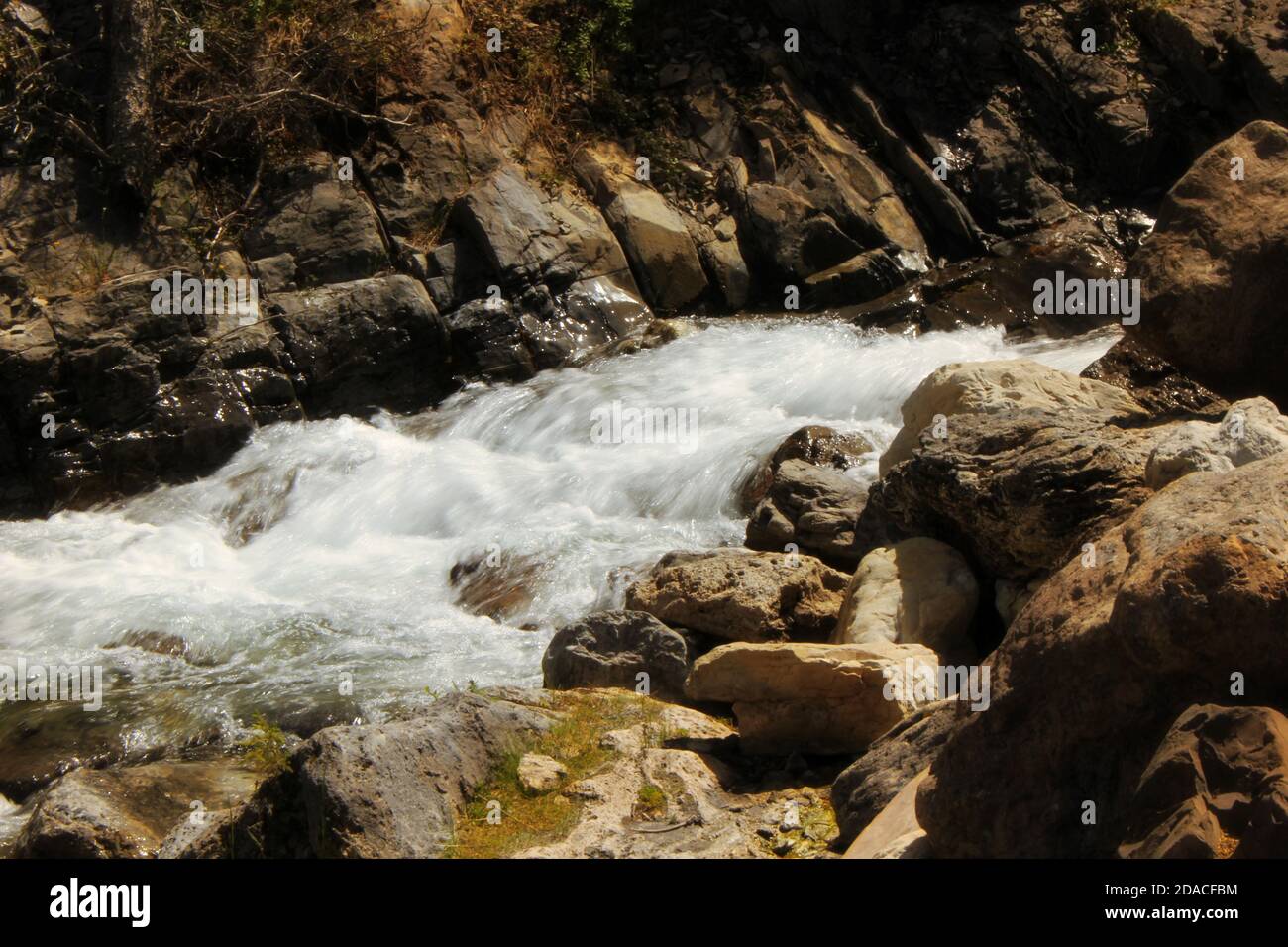 Rocks hot springs hi-res stock photography and images - Alamy