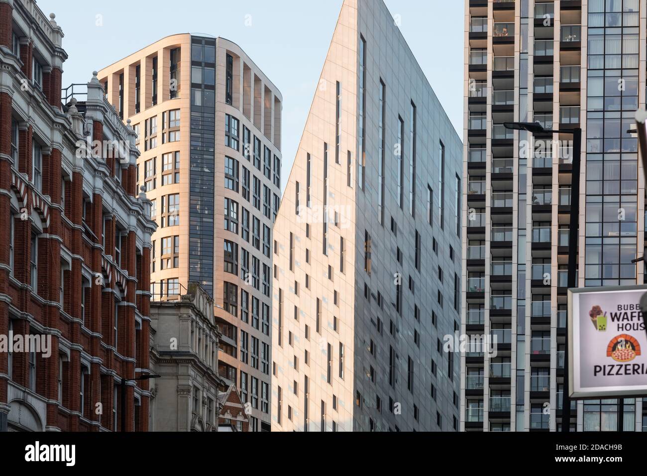 City of London Liverpool Street at Night Stock Photo - Alamy