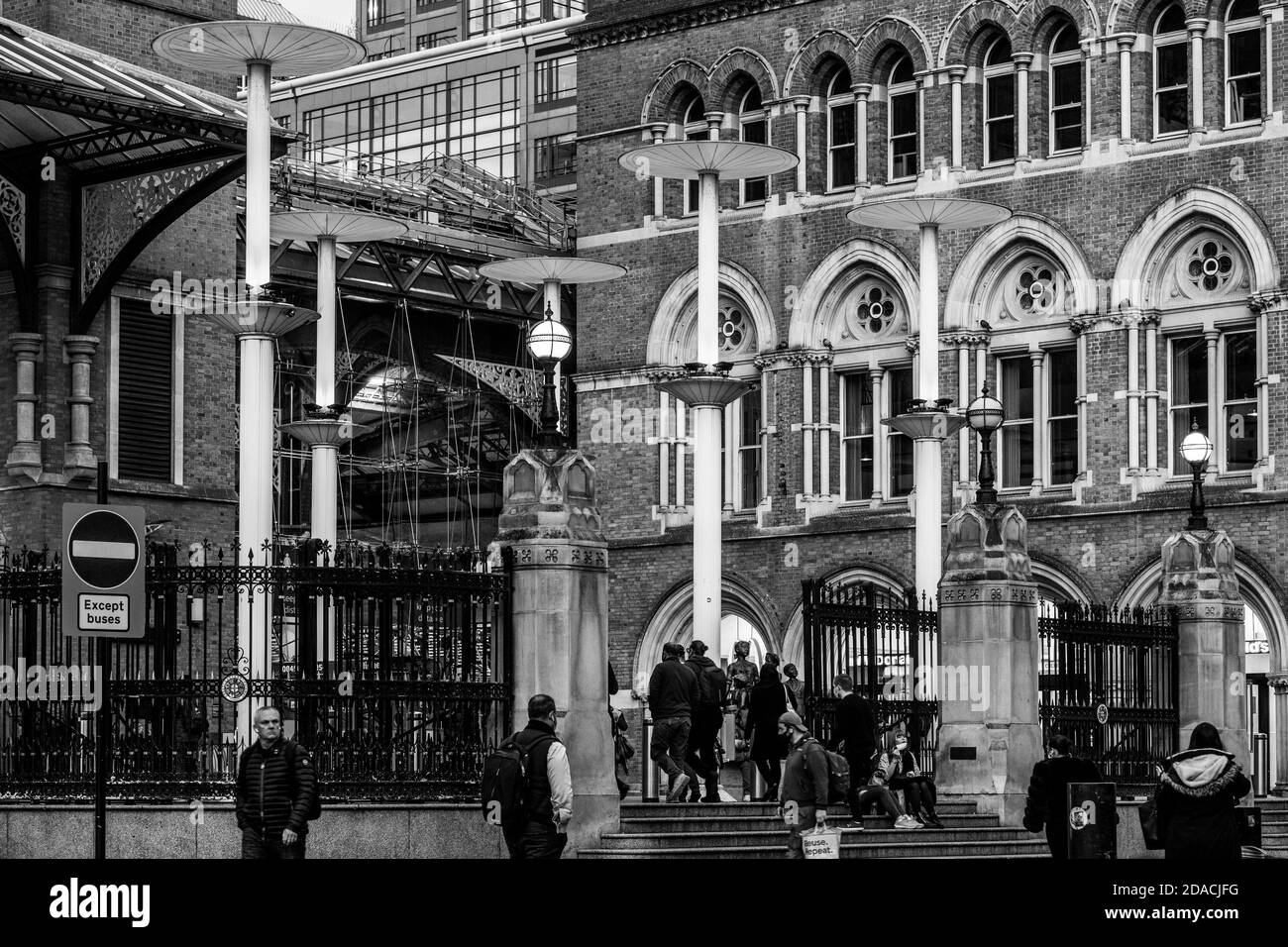 City of London Liverpool Street at Night Stock Photo - Alamy