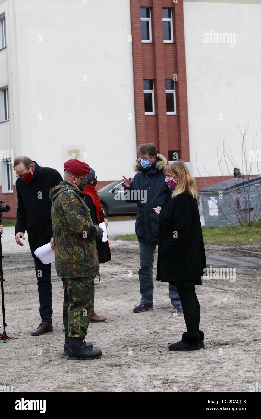 Petra Köpping, Staatsministerin für Soziales und Gesellschaftlichen Zusammenhalt, Oberst Klaus ...