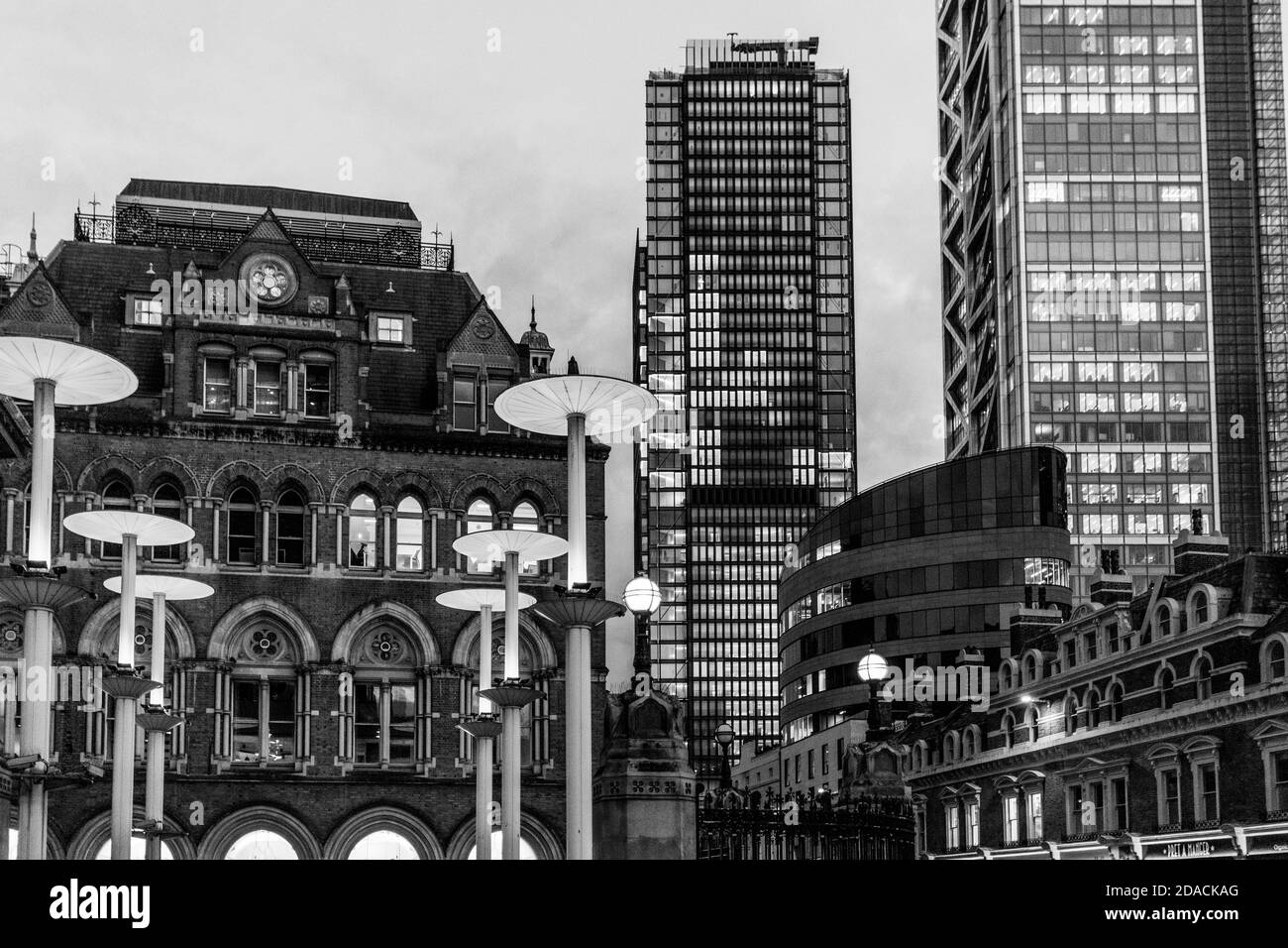 London liverpool street Black and White Stock Photos & Images - Alamy