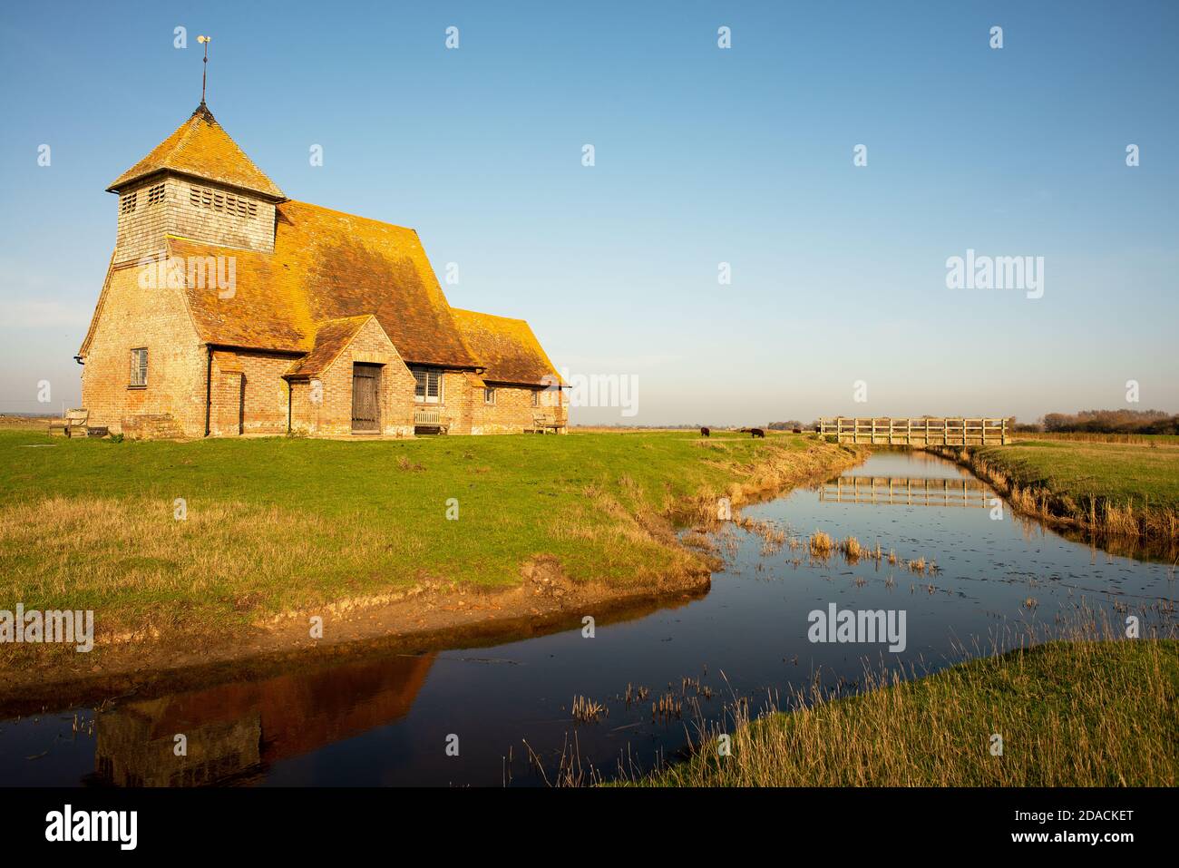 Thomas becket church hi-res stock photography and images - Alamy