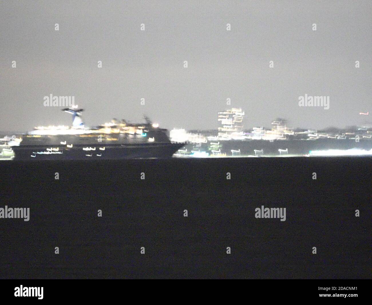 Cmv magellan ship hi-res stock photography and images - Alamy