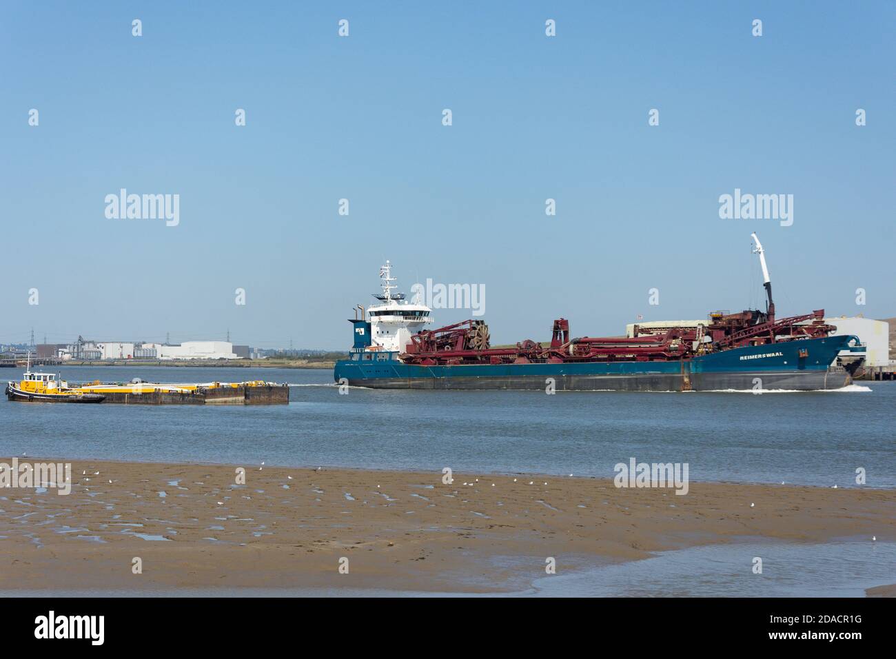 Dredger ship hi-res stock photography and images - Alamy