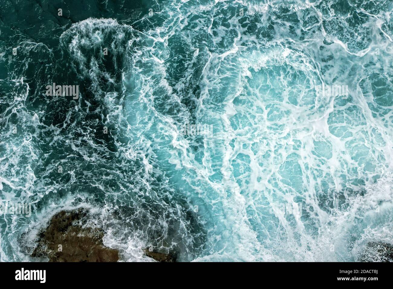 Arial view ocean waves hi-res stock photography and images - Alamy