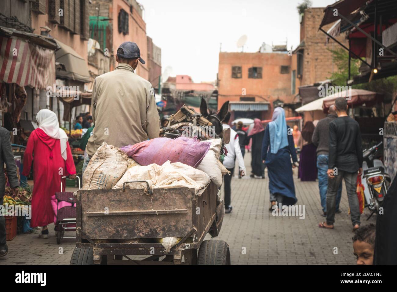 Back streets morocco hi-res stock photography and images - Alamy